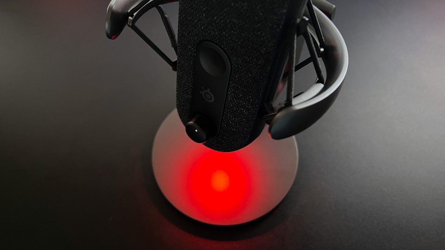 SteelSeries Alias Microphone Review - SteelSeries first crack at a USB ...